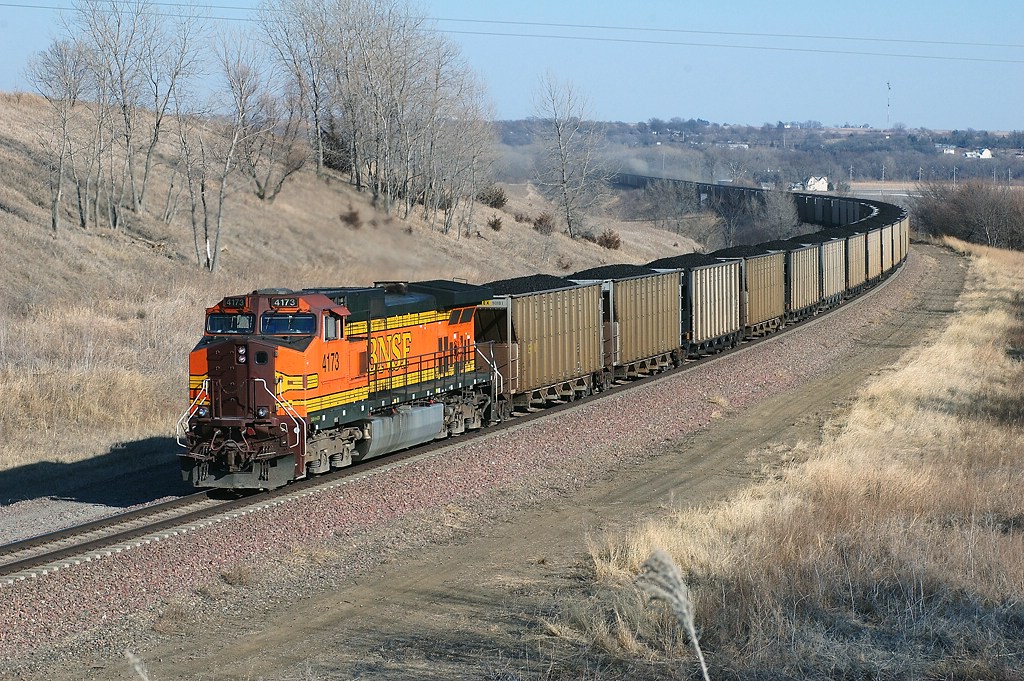 BNSF 4173 works east as a remote DPU unit